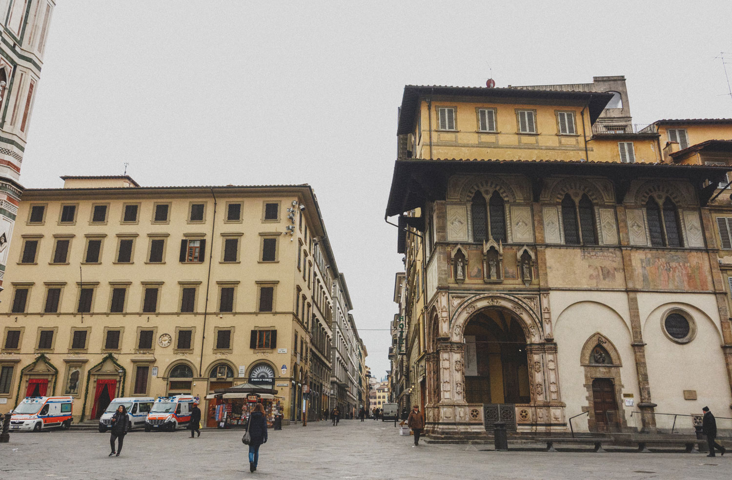 The Legacy of the Arte della Seta – Gold Colored Fox