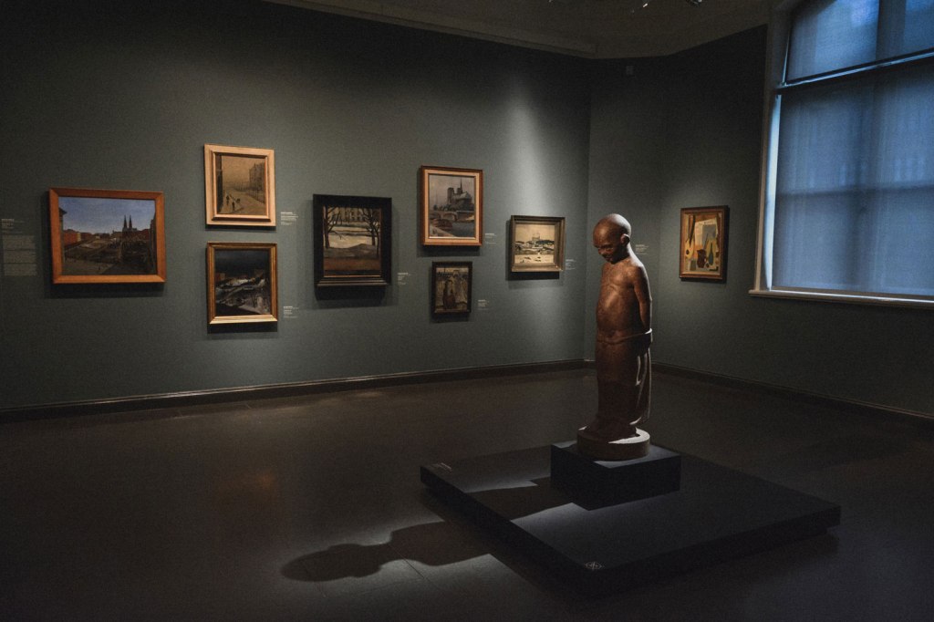 The Finnish National Gallery: The Ateneum – Gold Colored Fox