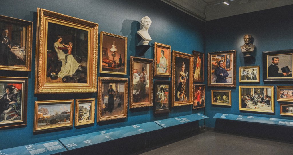 The Finnish National Gallery: The Ateneum – Gold Colored Fox